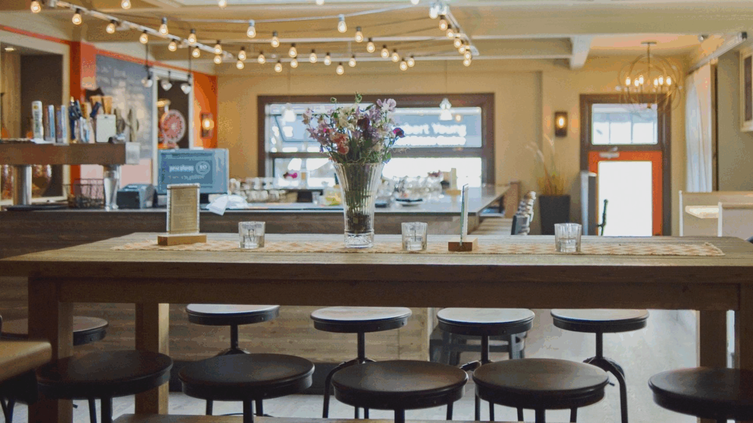 10 Acres Commons - Wines of British Columbia